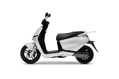 ABZO Sigilo Colours - Check Sigilo Colour Options Available - BikeDekho