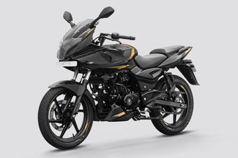 Honda Hornet 2.0 vs Bajaj Pulsar 220F - Know Which is Better