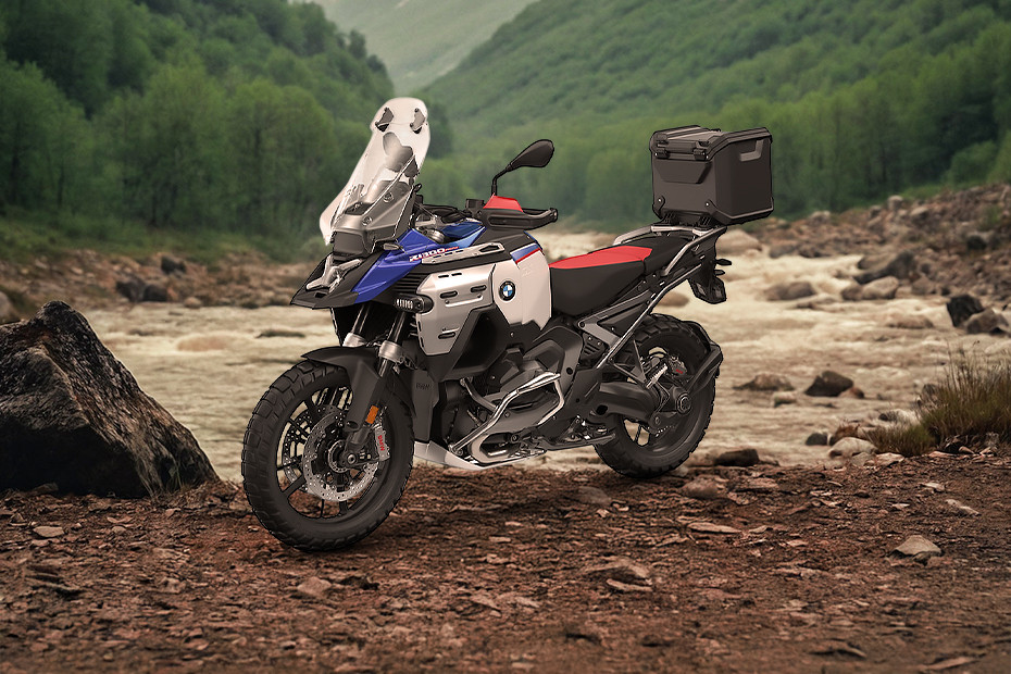 Adventure Bikes Best Mileage And Long Drive Bike Yezdi Adventure Price ...