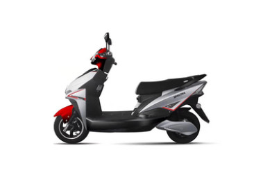 Fujiyama Spectra Price, Range, Charging Time Images, colours, Mileage ...