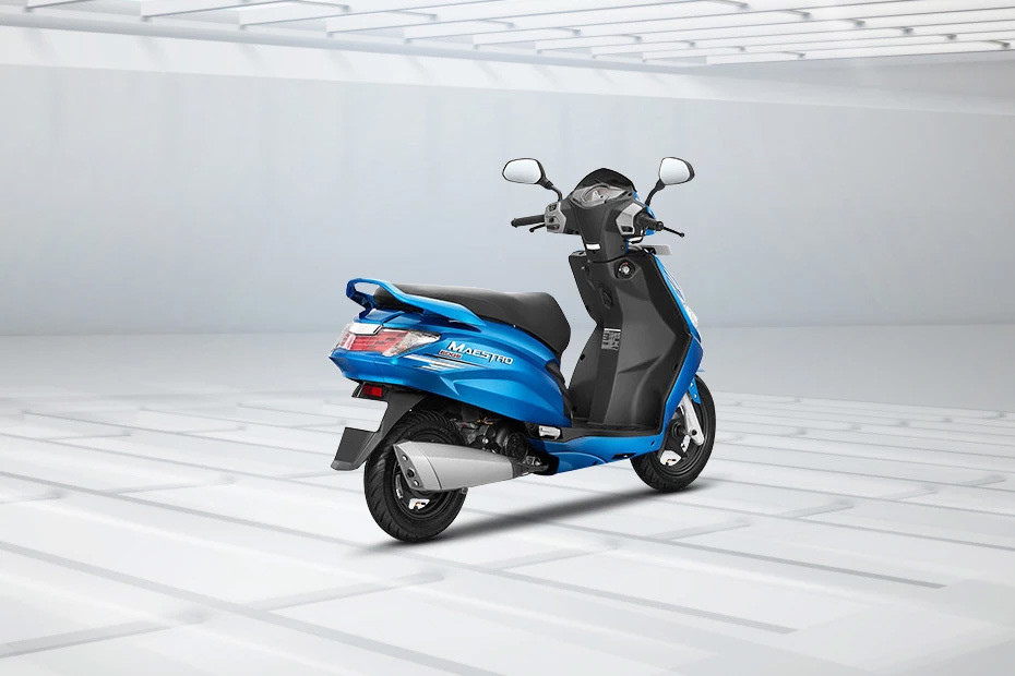 Hero Maestro Edge BS4 Rear Right View Image - BikeDekho