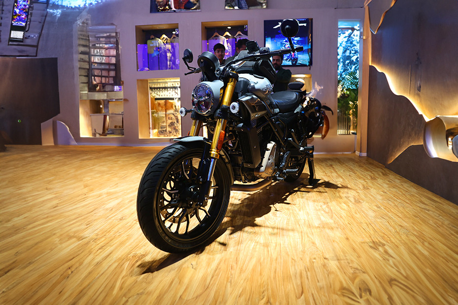 Hero Mavrick 440 Pro On road Price, Specifications, Weight, Range