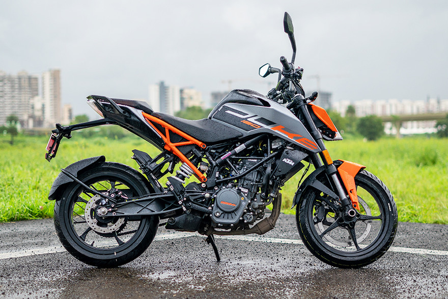 KTM 160 Duke Images, 160 Duke Photos & 360 View
