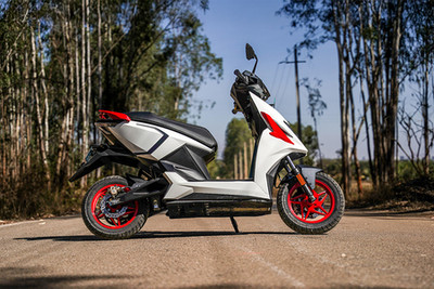 Simple One Price- Range, Charging Time, Speed, Images & Specs