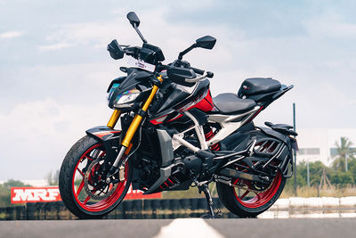 TVS Apache RTR 310 Price 2026 - Mileage, Colours, Images | BikeDekho