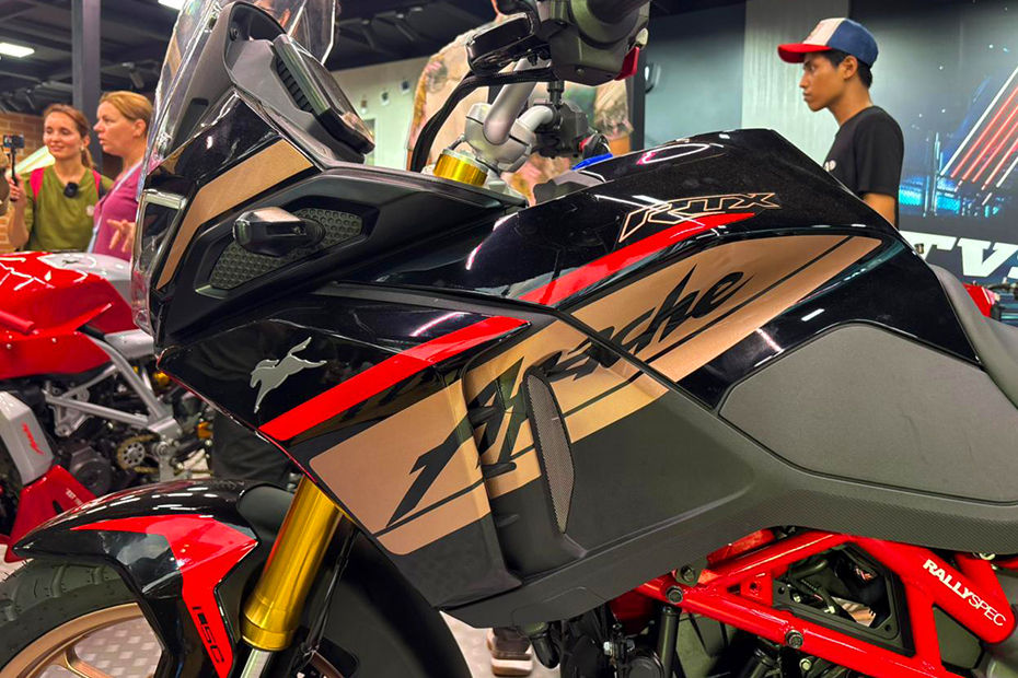 TVS Apache RTX 300 20th Anniversary Edition On road Price ...