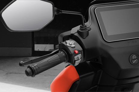 Vida V2 On Road Price in Nagpur & 2025 Offers, Images