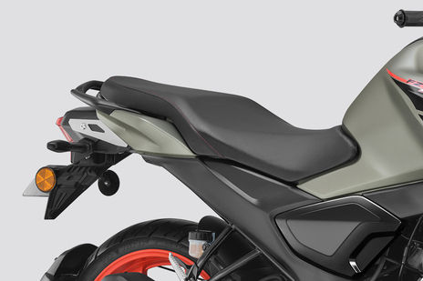 Yamaha FZ-RAVE Exterior Images Gallery | Speedway Yamaha