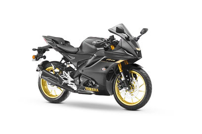 Yamaha R15 V4 Intensity White Colour - R15 V4 Intensity White Price
