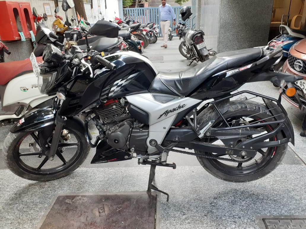 Used TVS Apache RTR 160 4V Bike in Delhi, 2018 Model (Id ...
