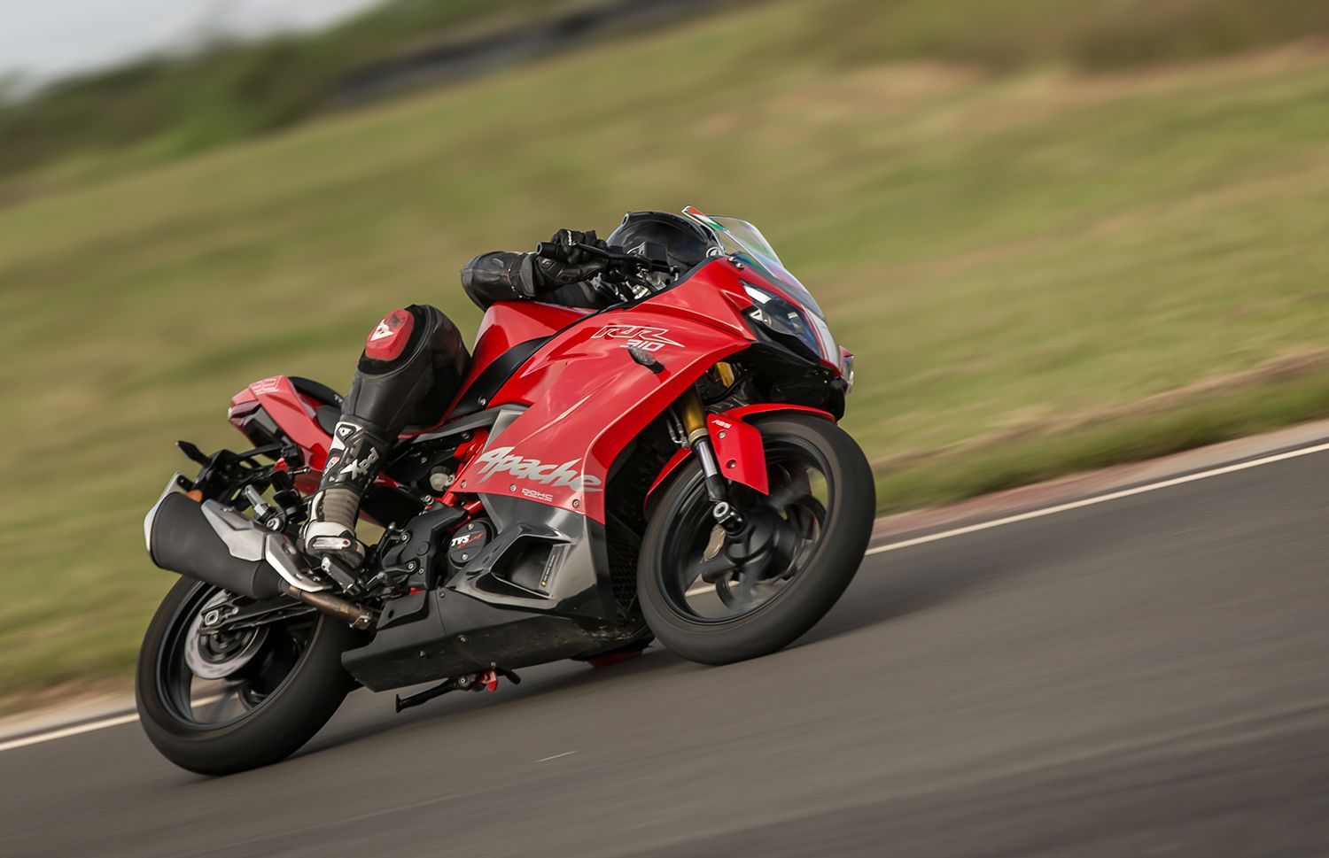 TVS Apache RR 310 Launched | BikeDekho