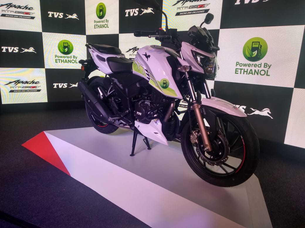 TVS Apache RTR 200 Fi E100: Photo Gallery | BikeDekho