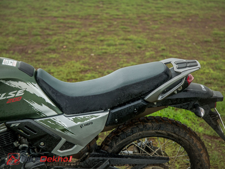 Hero XPulse 200 Fi vs Royal Enfield Himalayan Comparison Review Image ...