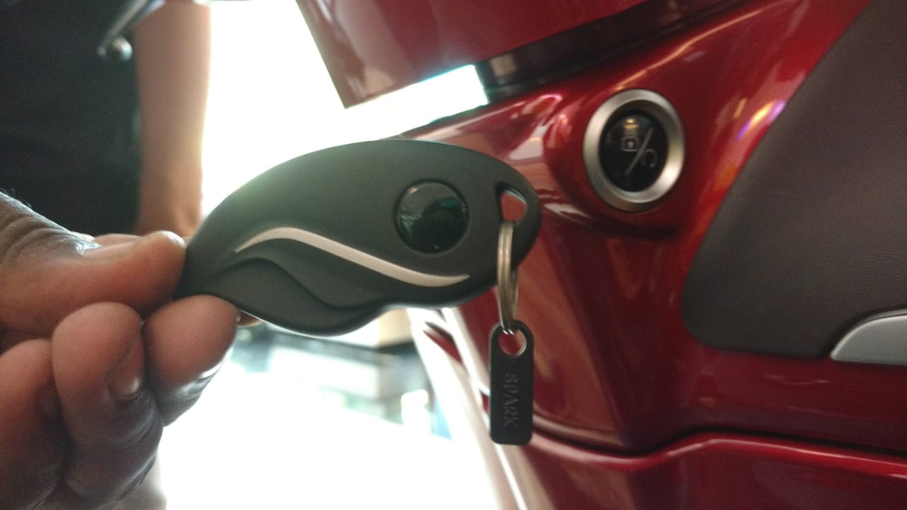 Bajaj Chetak Electric Scooter: Details You Might’ve Missed | BikeDekho