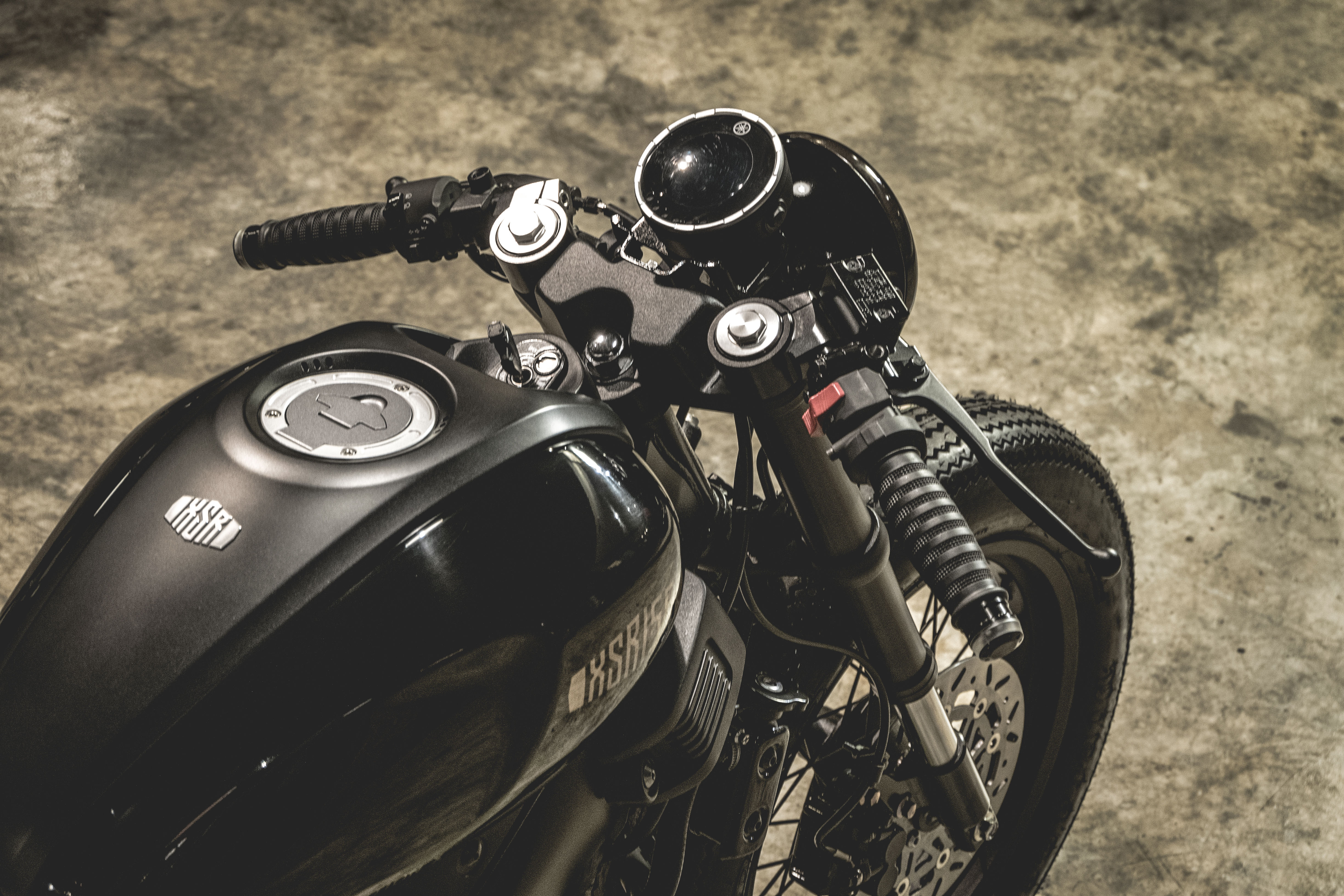 Zeus Custom Works Its Magic With This One Of a Kind Yamaha XSR155 ...