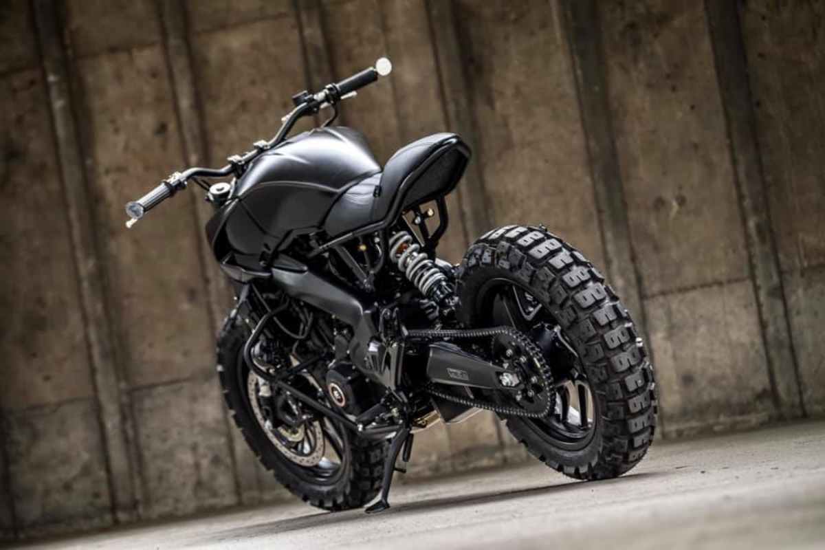 This Custom Bajaj Dominar 400 Scrambler Is Ready To Reap Your Soul ...