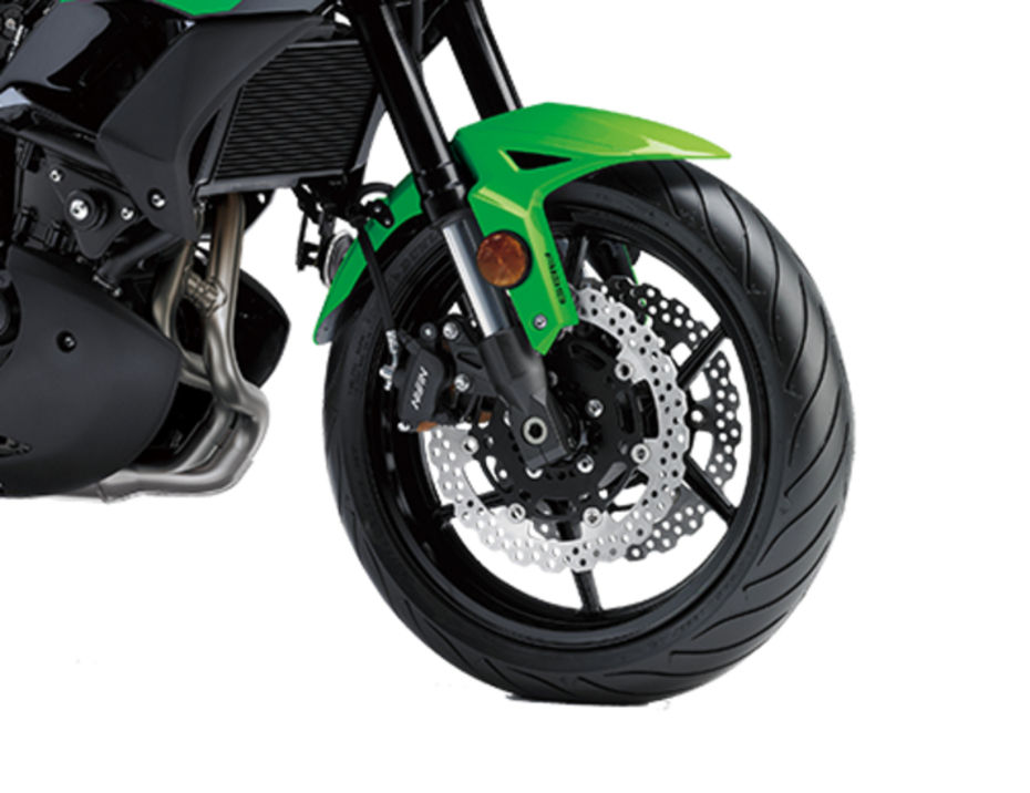 Honda CB500X vs Kawasaki Versys 650: Image Comparison | BikeDekho
