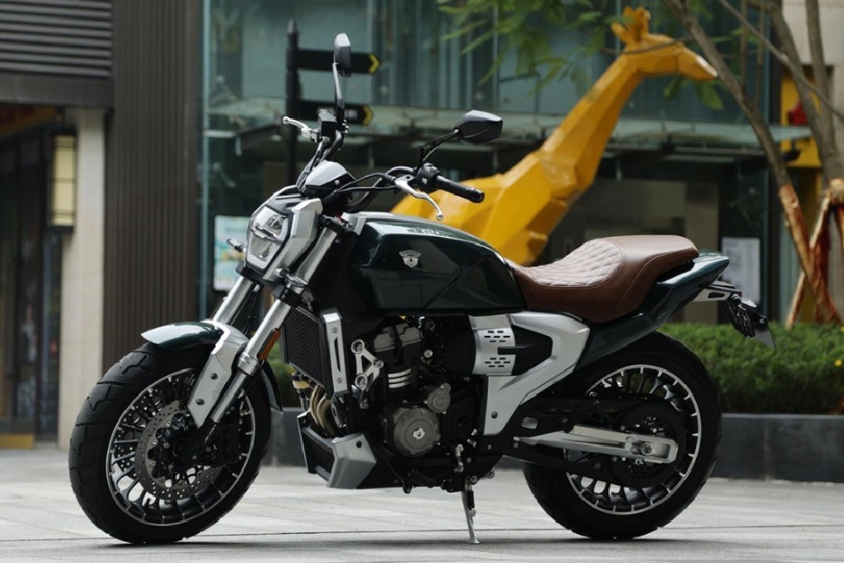 TVS Zeppelin R Vs Xianglong JSX500i: Photo Comparison | BikeDekho