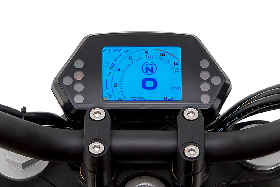 Benelli 502C vs Honda Rebel 500: Image Gallery | BikeDekho