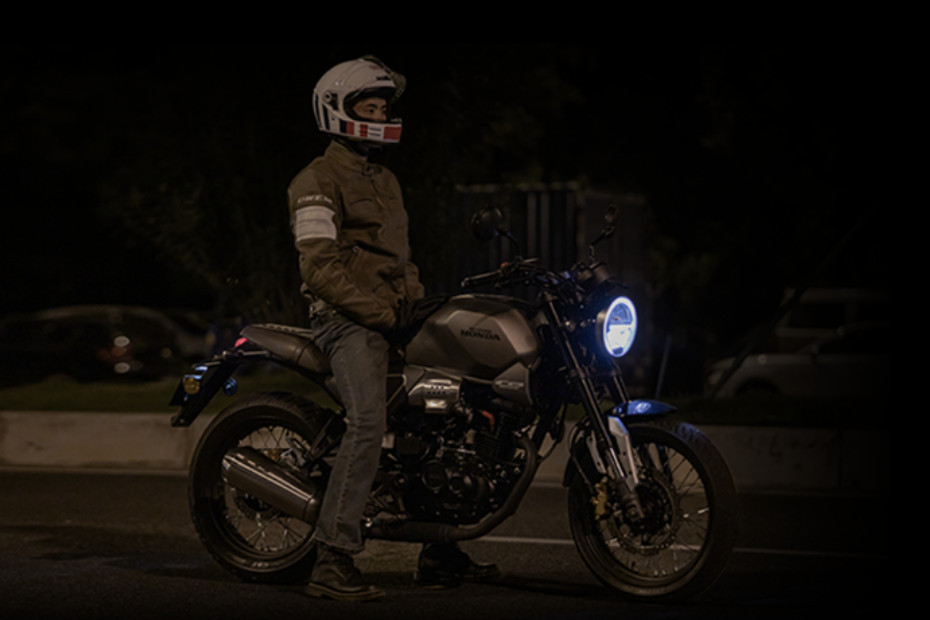 Honda CB190SS vs Yamaha FZ-X: Comparison Of The Baby Retro Bikes | BikeDekho