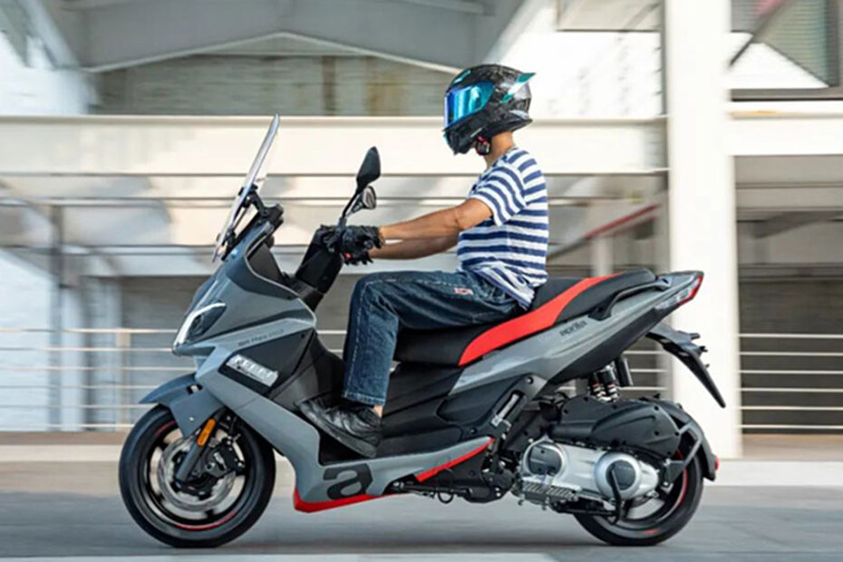This Aprilia Maxi-scooter Is A Perfect Rival To The Keeway Vieste 300 ...