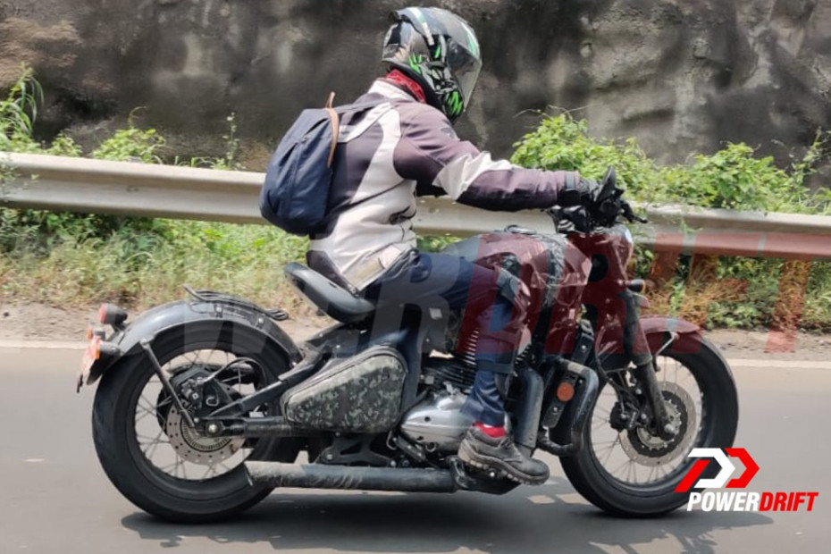 2023 Jawa Perak 2.0 Spied: New Design And Revised Ergonomics | BikeDekho