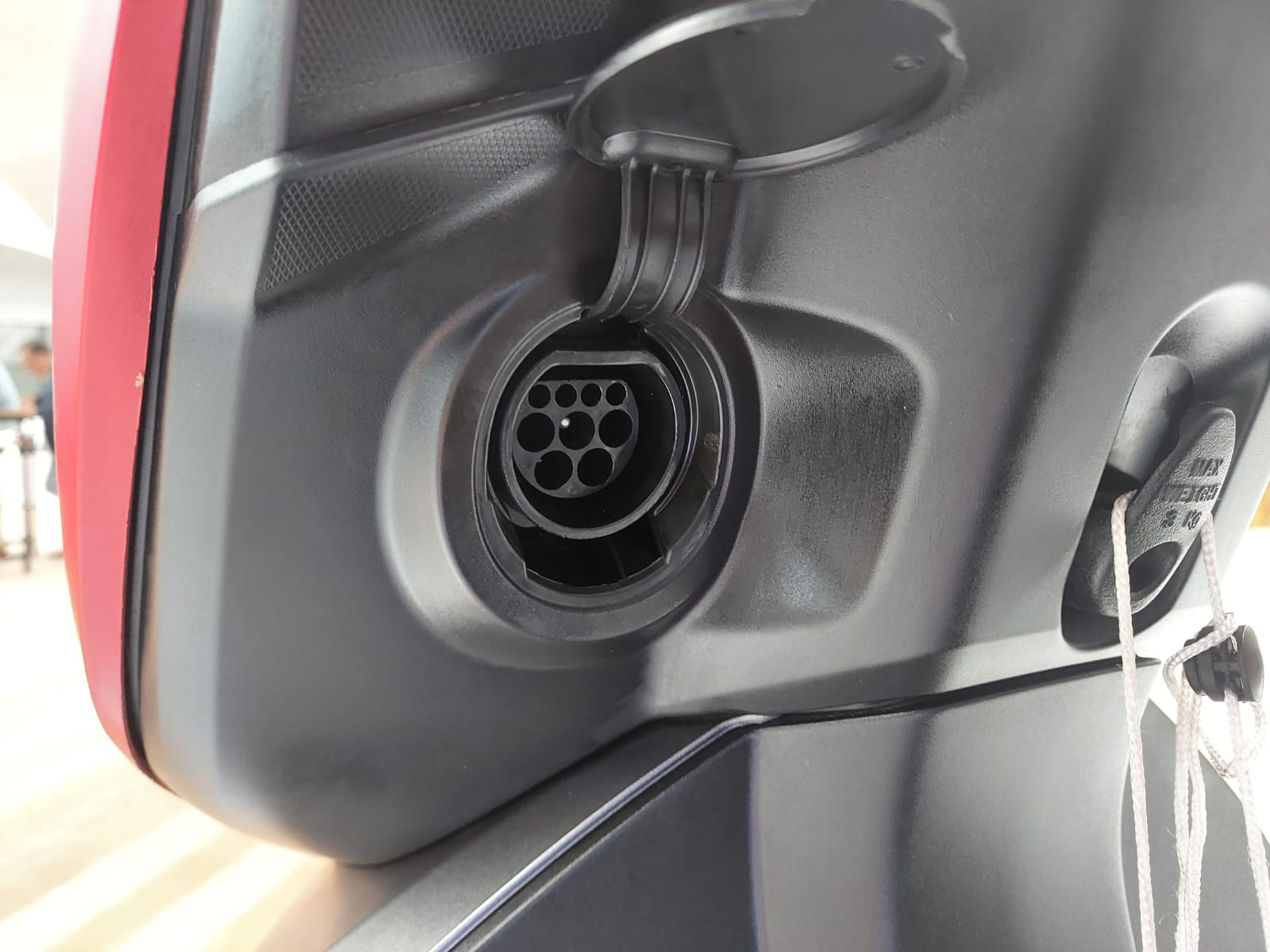 Hero Vida V1 Review - 6 Likes & 4 Dislikes | BikeDekho