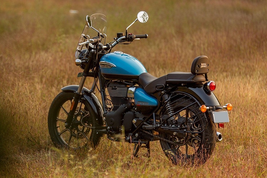 Royal Enfield Super Meteor 650 vs Meteor 350: Differences Explained ...