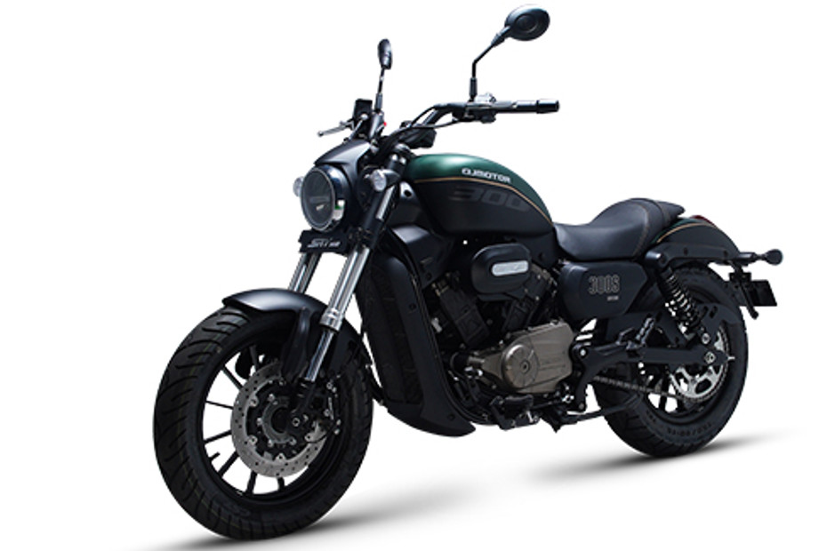 QJ Motor SRV 300 vs Keeway V302C: Image Comparison | BikeDekho