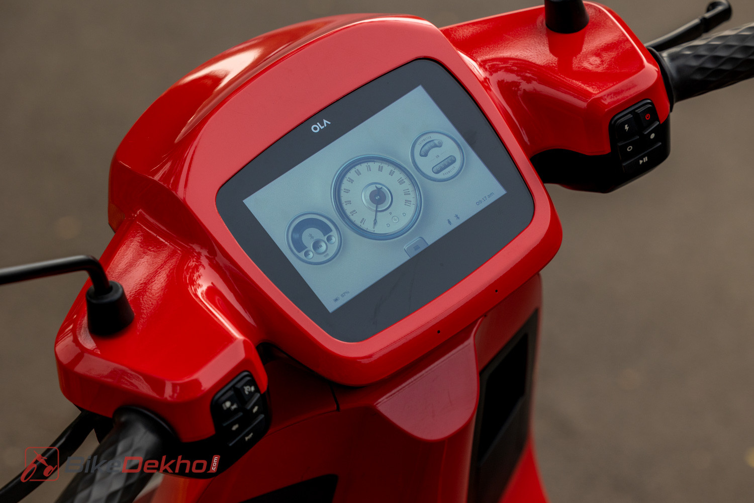 Ola S1 Pro MoveOS 3 OTA Update Ride & Features Review | BikeDekho