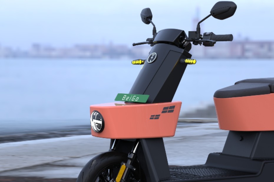 iGowise BeiGo X4 Three-wheeled Electric Scooter Launched | BikeDekho