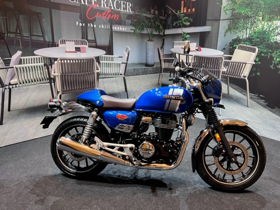 Honda H’Ness CB350, CB350RS Accessory Kits Launched: Cafe Racer, Tourer ...