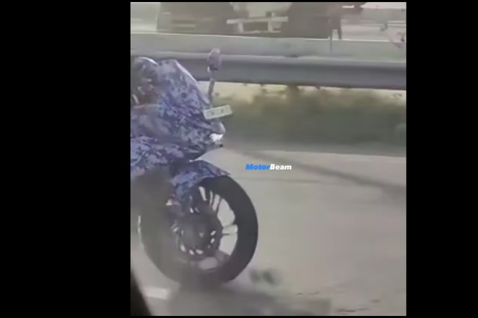 Hero Karizma 210cc Bike Spotted; Looks Like The Kawasaki Ninja 400 ...