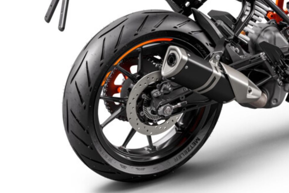 KTM 390 Duke New Vs Old: Differences Explained In Images | BikeDekho