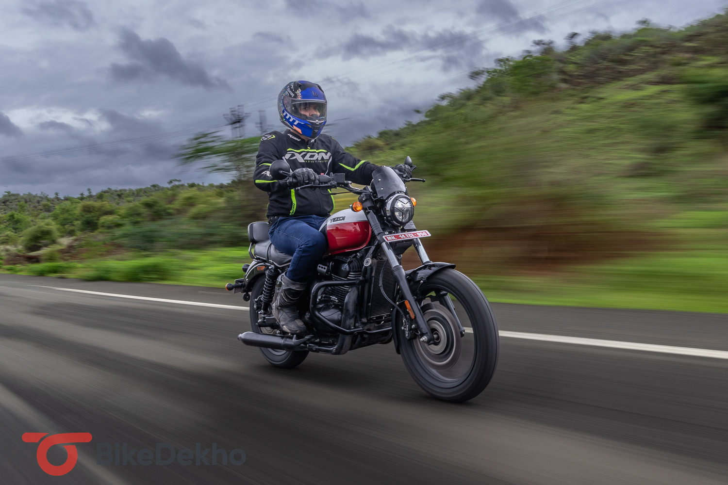 Yezdi Roadster Now Available With Accessories Worth Rs 16,000 As ...