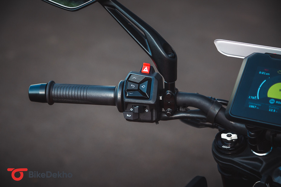 2024 KTM 390 Duke First Ride Review: 7 Likes And 1 Dislike | BikeDekho