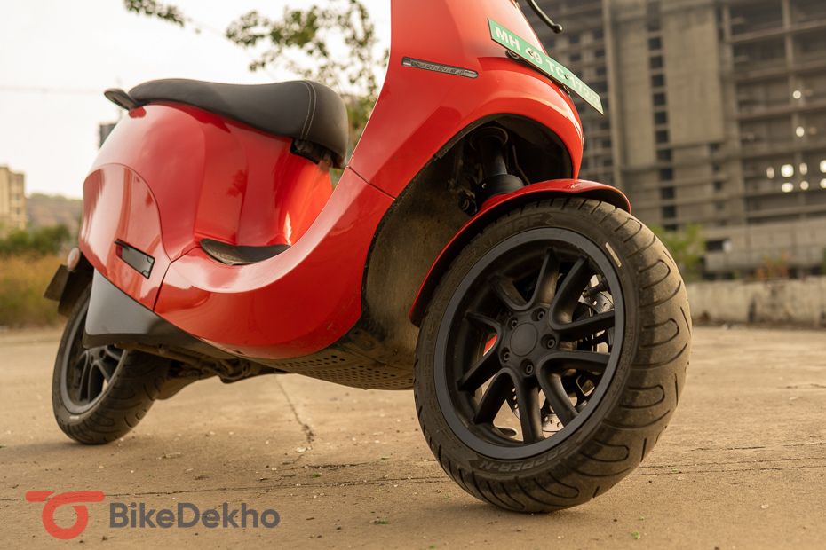 Ola S1 Pro Gen 1 vs S1 Pro Gen 2 Electric Scooters - Differences ...