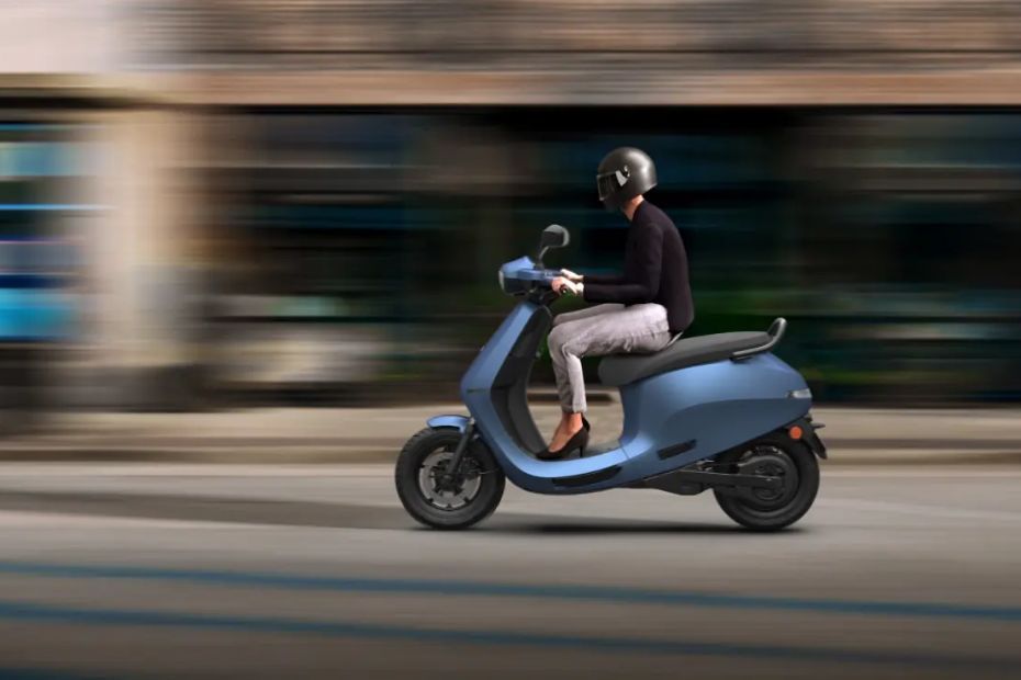 Ola S1 Pro Gen 1 vs S1 Pro Gen 2 Electric Scooters - Differences ...