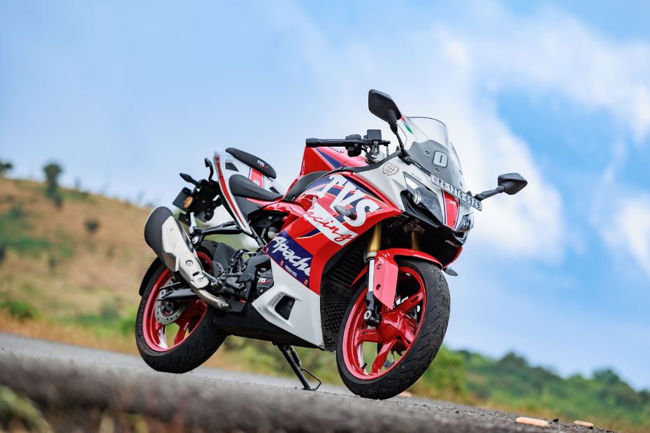 2024 TVS Apache RR 310 Launch Date Revealed, Check Price ...