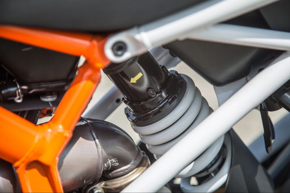 Monoshock - Motorcycle Terms Explained | BikeDekho