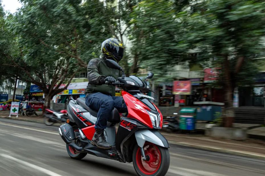 TVS Ntroq 125 Variants, Which One Is For You, Check TVS NTorq Variants ...