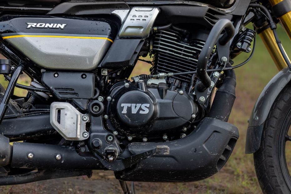 TVS Ronin 225 Midnight Blue Colour Launched, The Prices Now Start At Rs ...