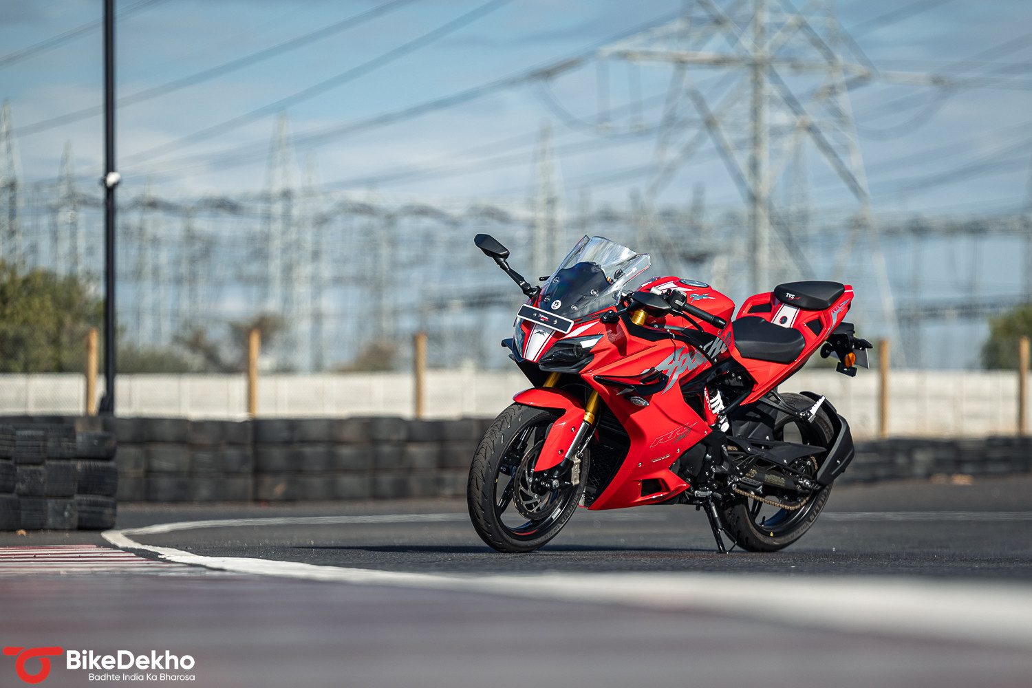 2024 TVS Apache RR 310 Review: Performance, Features, Handling And Comfort Detailed | BikeDekho