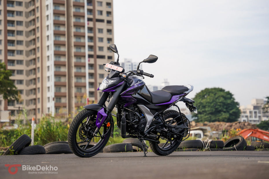Bajaj Pulsar N125 vs TVS Raider 125: Image Comparison | BikeDekho