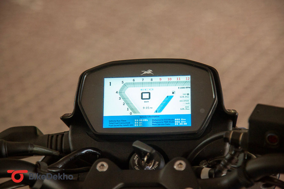 Bajaj Pulsar N125 vs TVS Raider 125: Image Comparison | BikeDekho