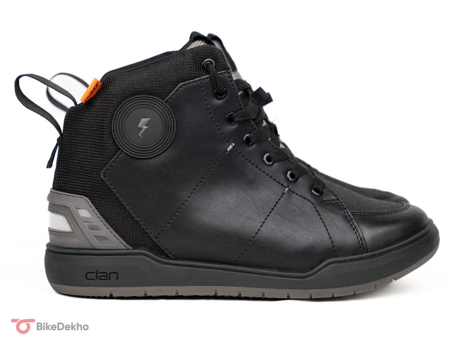 Clan Scout D3O WP Riding Shoes Review: Look Good And Are Practical Too ...