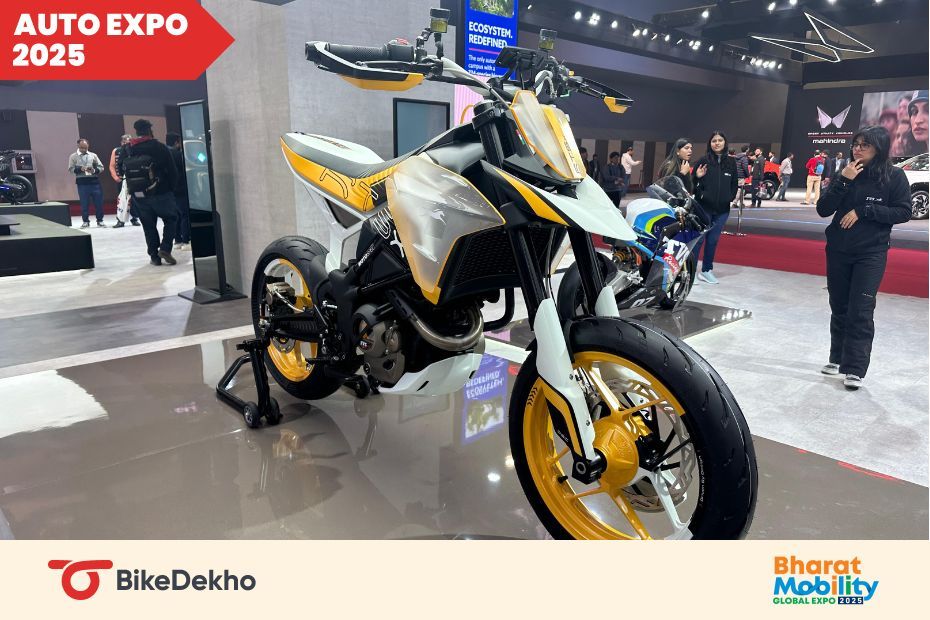 TVS RTSx Supermoto Concept Unveiled at Auto Expo 2025: Bharat Mobility ...