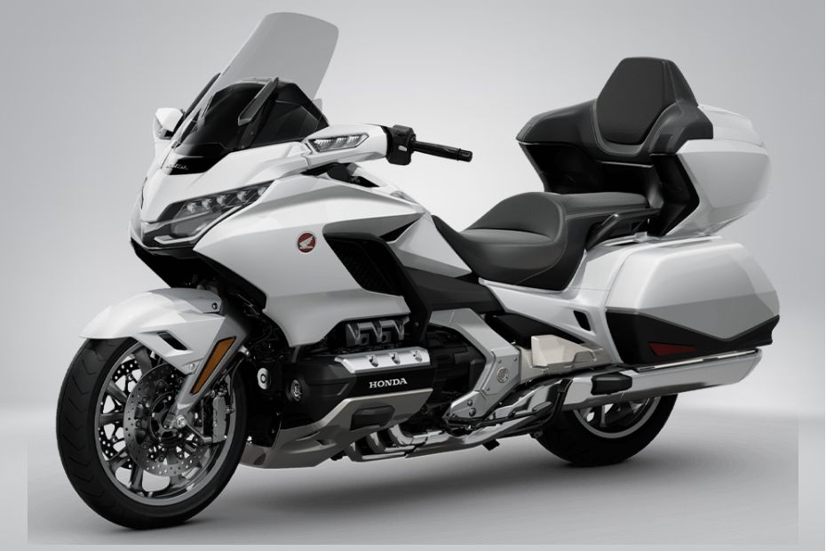 Top 5 Biggest Capacity Motorcycles in The World: Triumph Rocket 3 ...