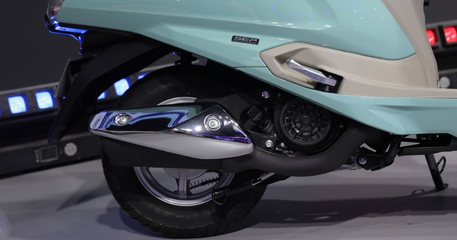 Suzuki Access 125 Price- Images, Colours, Specs & Reviews