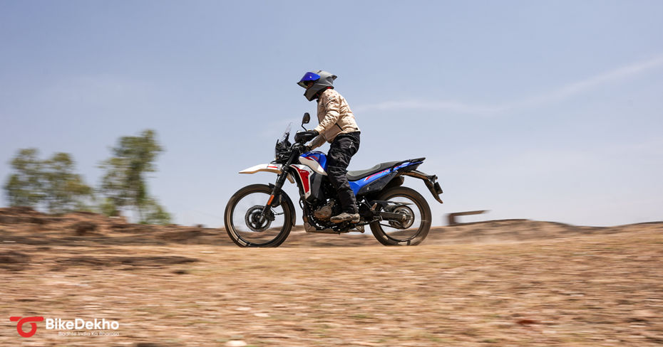 Hero XPulse 210 Price 2026 - Mileage, Colours, Images | BikeDekho
